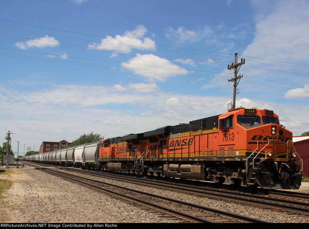 BNSF 7613